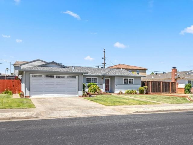 8437 Wayland Lane