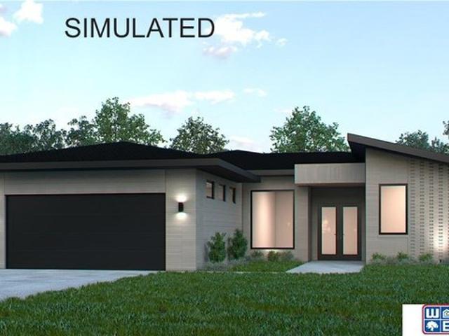 8439 Birkett Pl, Lincoln, NE 68526