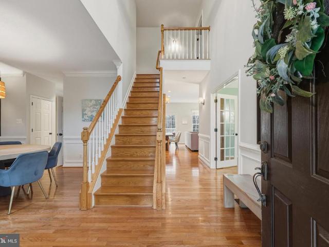 8439 Den Circle