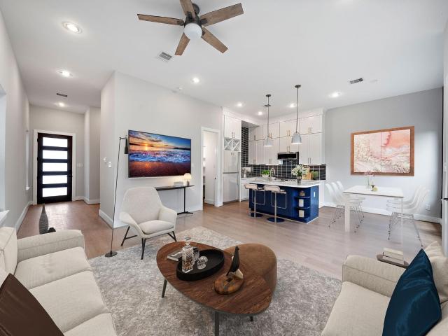 8430 Vogue Ln, Houston, TX 77055 | MLS #12259