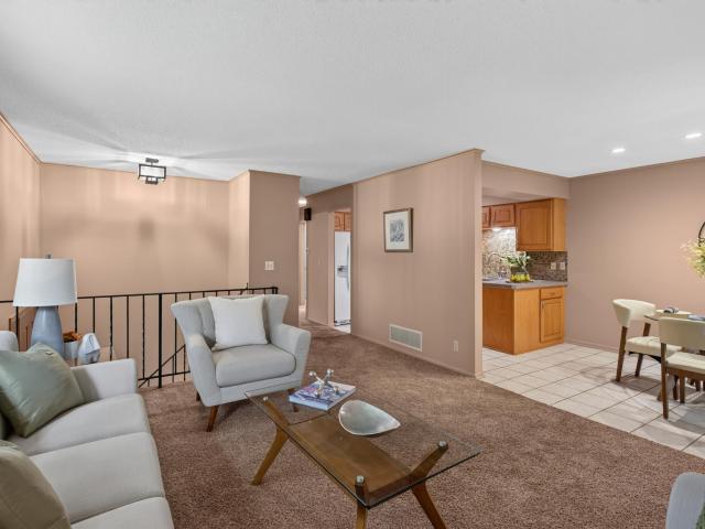 8432 W 100th Street