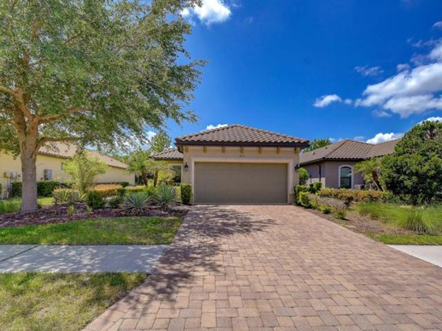 8433 Alberata Vista Dr, Tampa, FL 33647