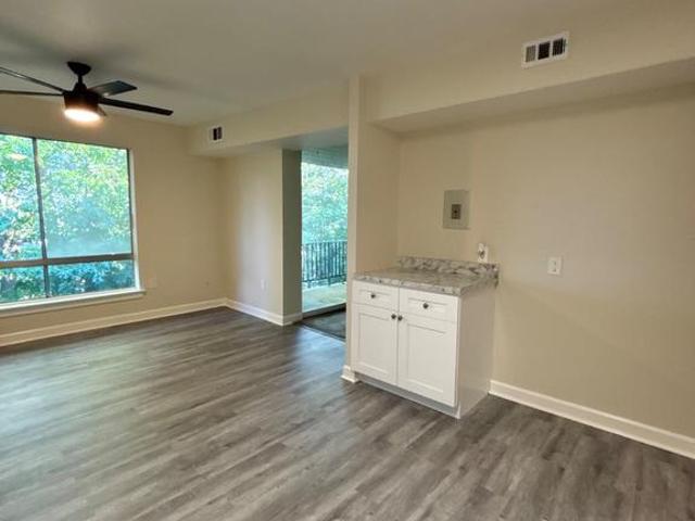 8433 Greenbelt Road # 201