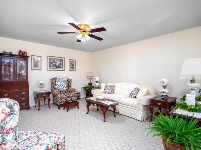 843 Kingsway Drive
