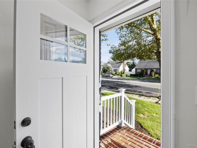 843 Jerusalem Avenue