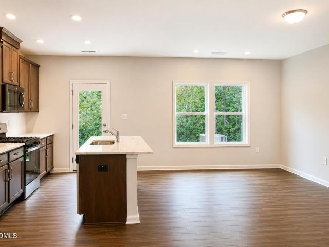 843 Oak Center Drive