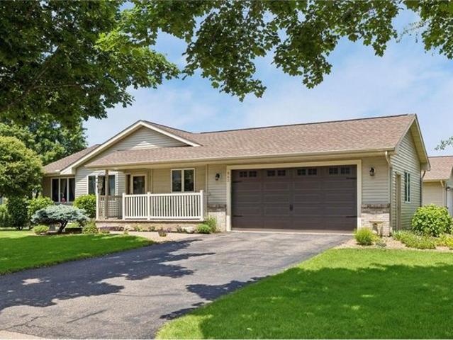 843 Leroy Ln, River Falls, WI 54022