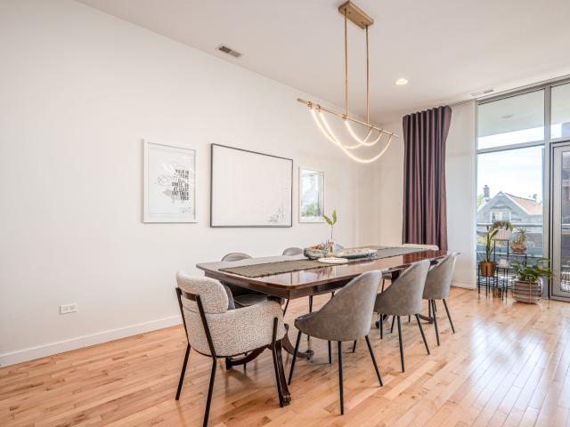843 N California Avenue # 3