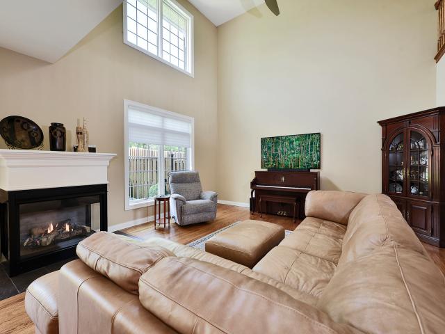 843 N Franklin Avenue