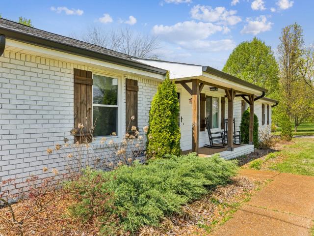 843 N Palmers Chapel Rd