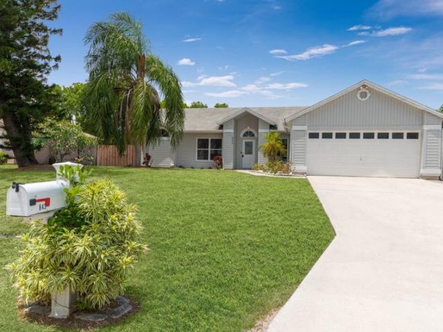 843 SW Thrift Ave, Port Saint Lucie, FL 34953