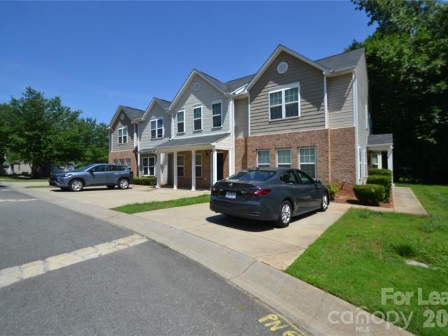 843 Plaza Walk Drive