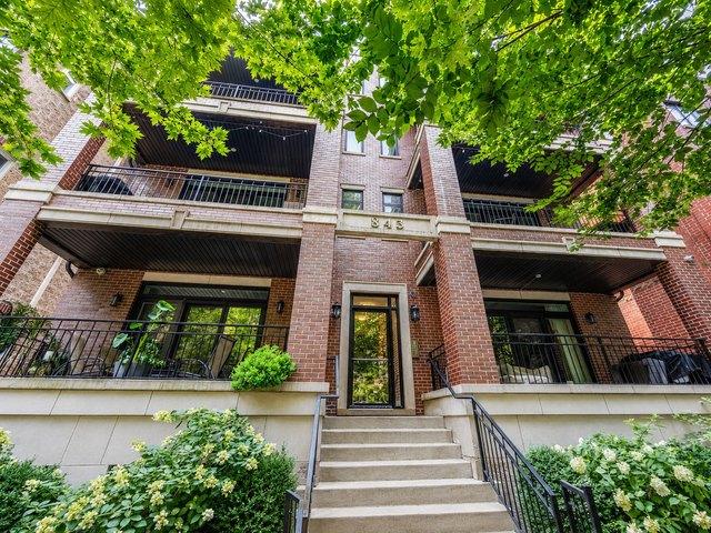 843 W Buckingham Pl Apt 4E, Chicago, IL 60657