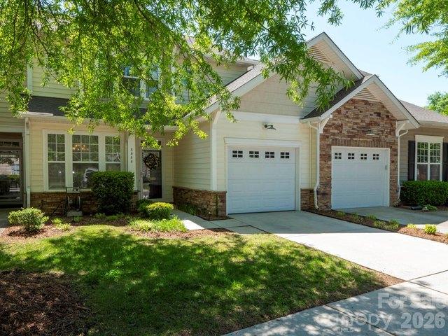 8444 Brookings Dr, Charlotte, NC 28269