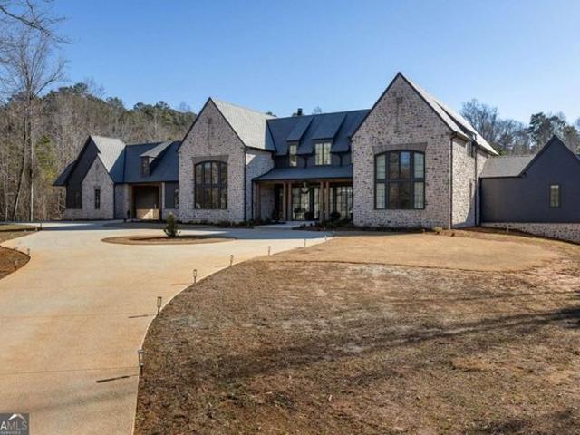8445 Serenbe Rd, Chattahoochee Hills, GA 30268