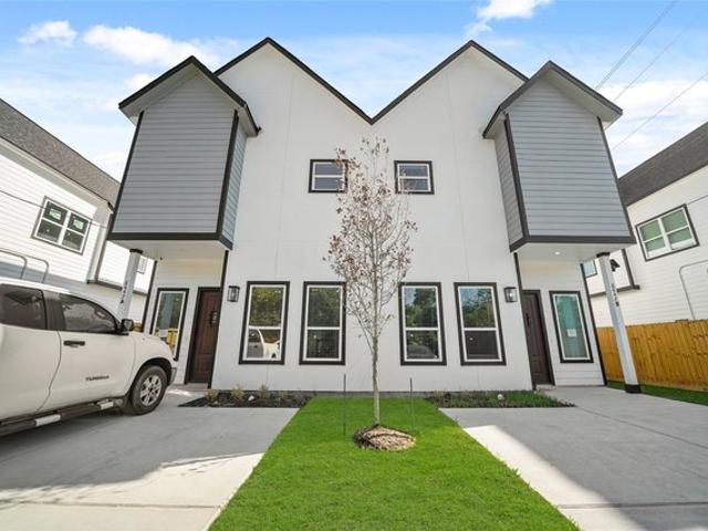8447 Jutland Rd, Houston, TX 77033