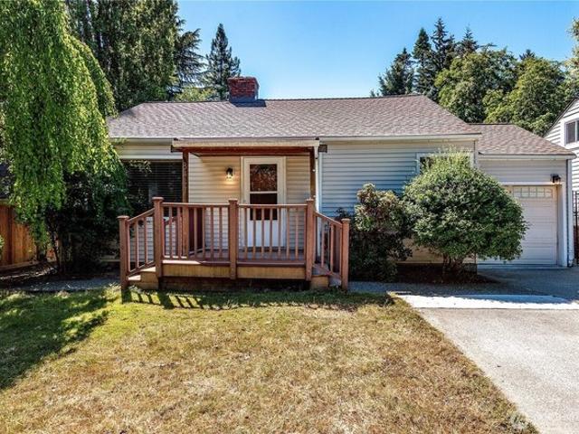 8447 35th Ave SW, Seattle, WA 98126