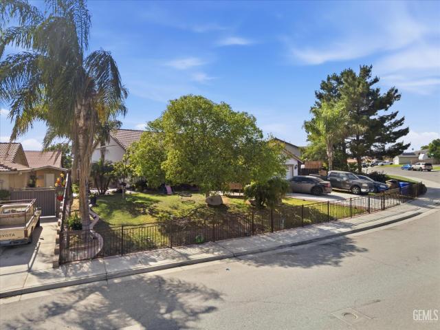 8441 Andromeda Lane
