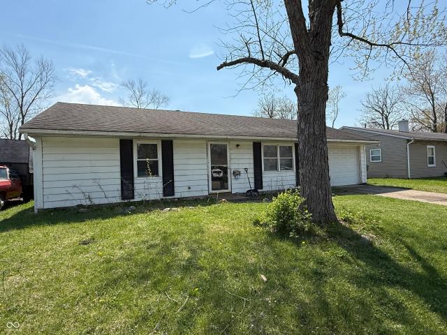 8441 E 42nd Pl, Indianapolis, IN 46226 | MLS #22096 | Compass