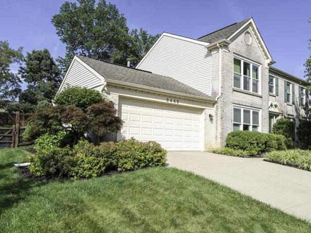 8442 Woodcreek Dr, Florence, KY 41042