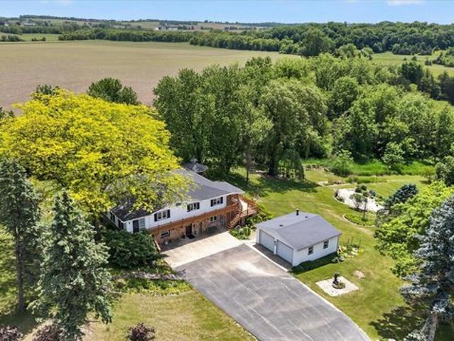 8443 E Farm School Rd, Rock City, IL 61070
