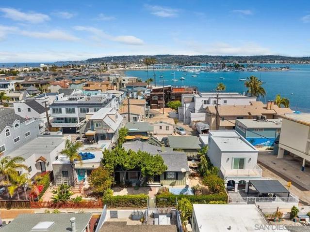 844 48 Isthmus Ct, San Diego, CA 92109