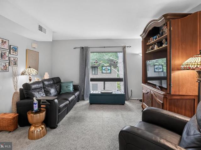 844 B Putnam Boulevard # 61B
