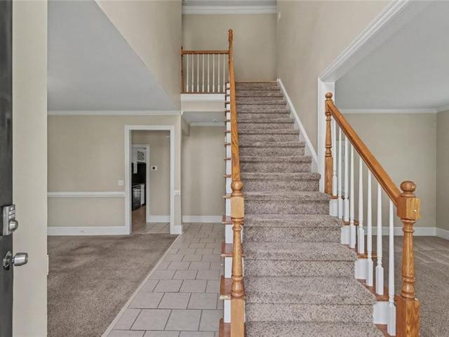 844 Biscayne Way NW