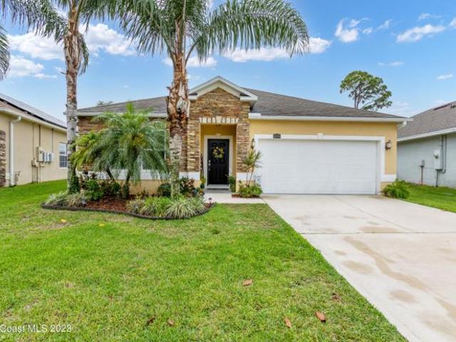 844 Breakaway Trail, Titusville, FL 32780