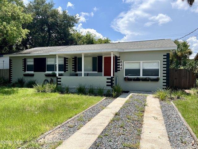 844 Essex Rd, Daytona Beach, FL 32117