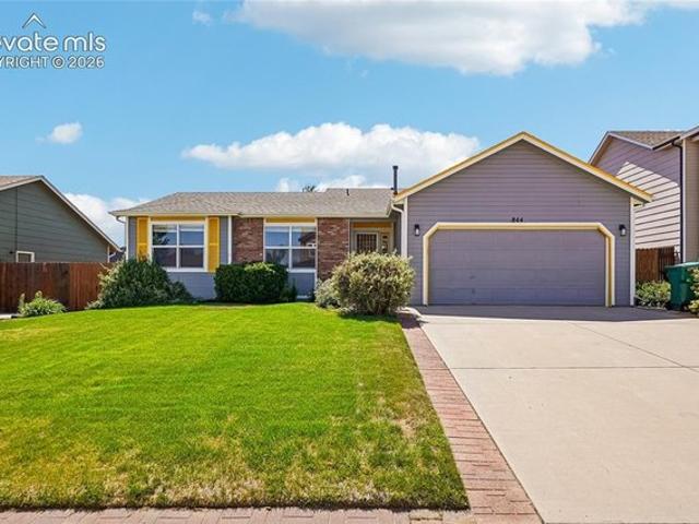 844 Foxwood Dr, Colorado Springs, CO 80911