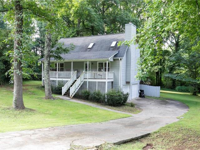 844 Hardy Circle