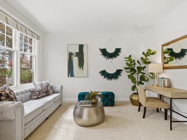 844 N Ogden Ave, Chicago, IL 60642 | MLS #12610 | Compass