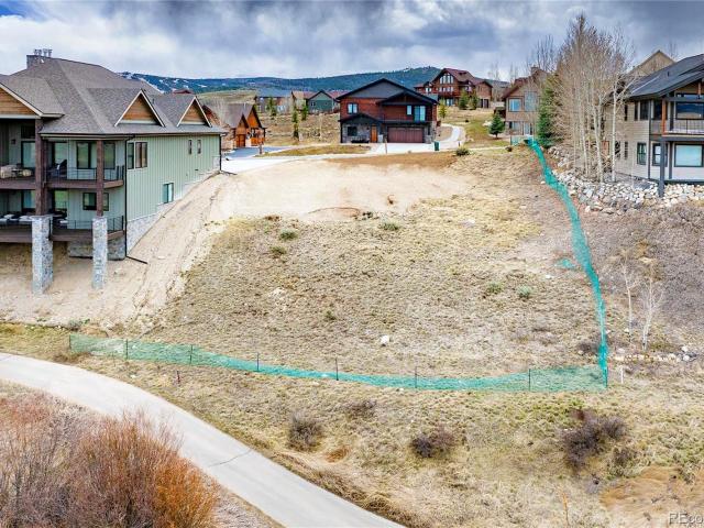 844 Saddle Ridge Circle