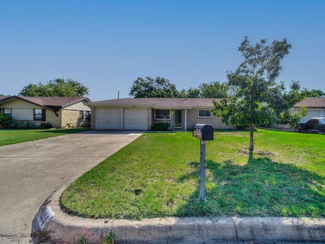 844 Saddle Road
