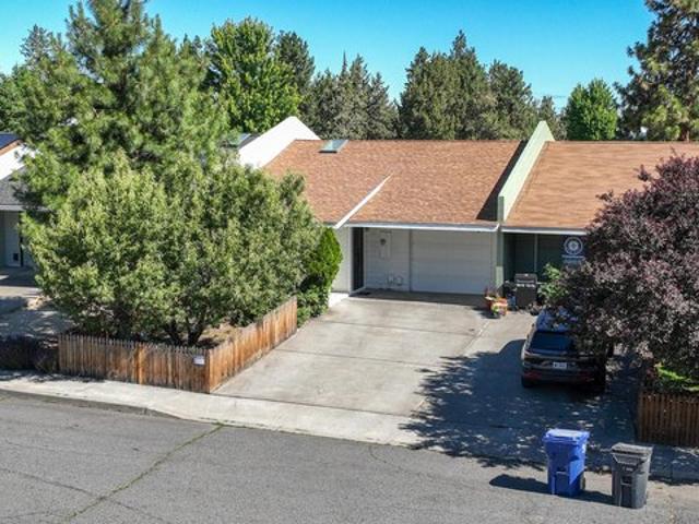 844 SE Stratford Ct, Bend, OR 97702