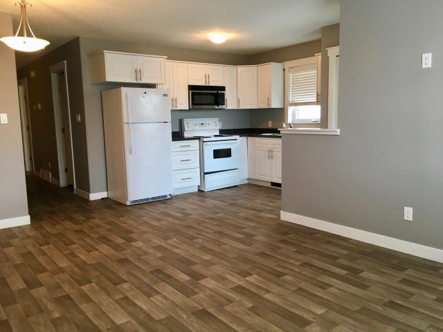 844 Rae St, 2 beds, 1 full bath