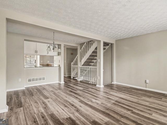 844 Regal Path Lane