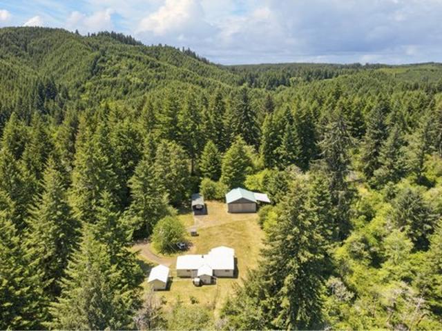 84546 Grant Creek Rd, Westlake, OR 97493