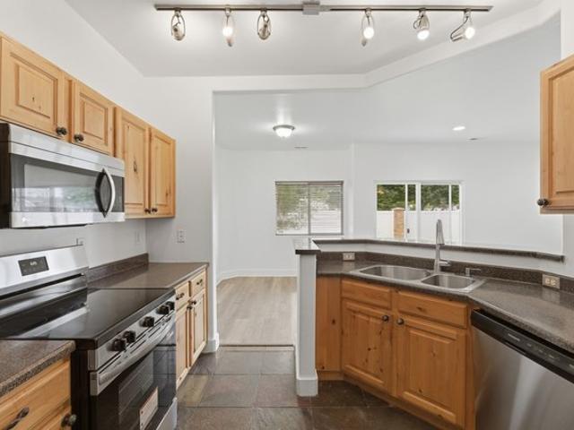 8454 S Ivy Springs Ln, West Jordan, UT 84081