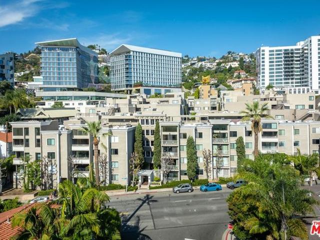 8455 Fountain Ave Unit 302, West Hollywood, CA 90069