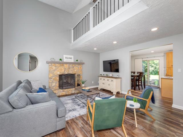 8456 Christiana Lane