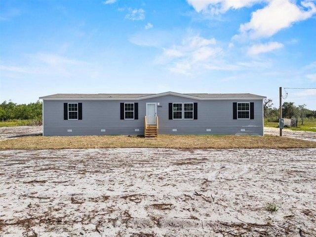 8457 N Carousel Ter, Crystal River, FL 34428