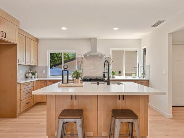 8457 N Star Way, Orangevale, CA 95662