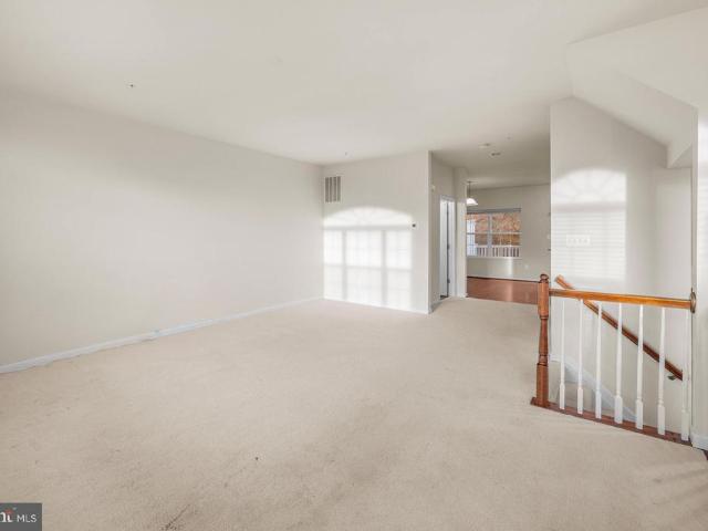 8457 Winding Trail