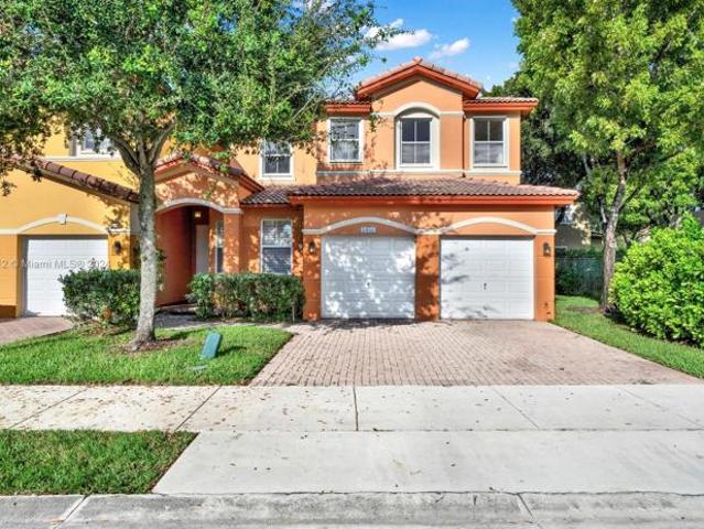 8450 NW 113th Passage, Doral, FL 33178