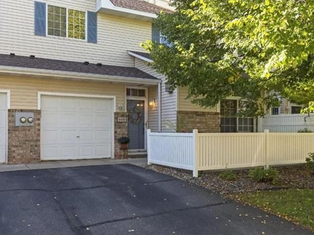 8450 Kimball Dr, Eden Prairie, MN 55347