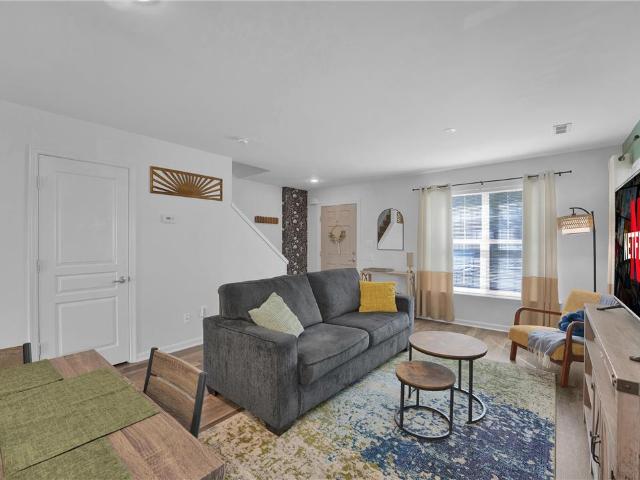 8451 Cromwell Court