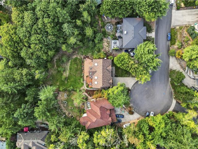 8452 NW Timber Ridge Ct, Portland, OR 97229 | MLS #354388 | Compass