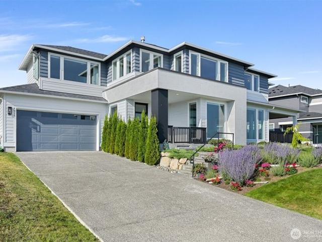 8452 Camas Dr, Blaine, WA 98230